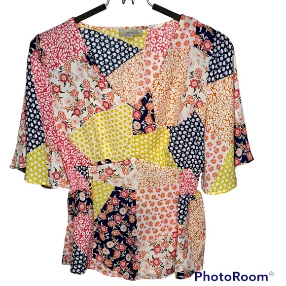 Chenault | Tops | Chenault Quiltpattern Muticolor Vneck Blouse Size Pm ...